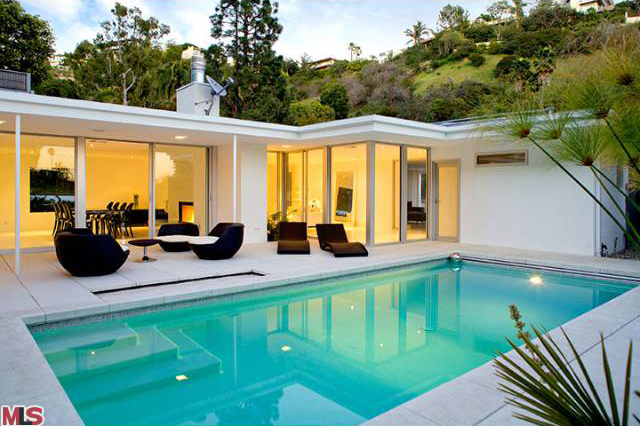 A-Rod -- I Might Drop $3.2 Million On My Own White House | Photo 1 ...