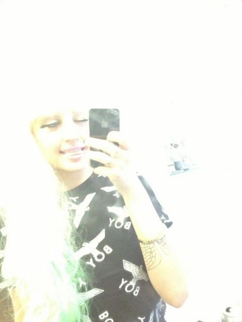 Amanda Bynes' Crazy Twit Pics! | Photo 23 | TMZ.com