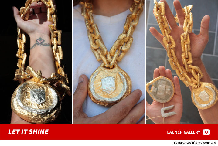 Nipsey Hussle's New Chain Is Dope ... Seriously, Light It Up | TMZ.com