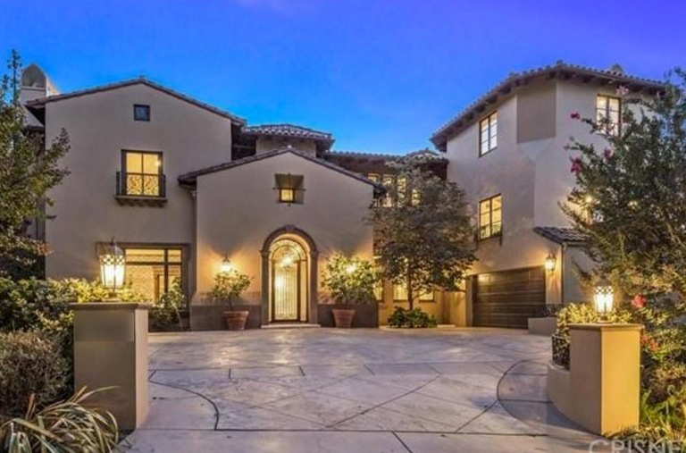 Big Sean Buys Slash's Rockin' Beverly Hills Mansion | Photo 1 | TMZ.com