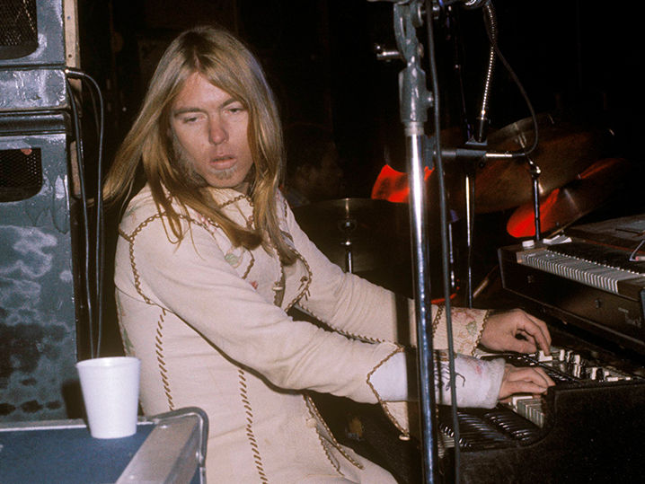 Gregg Allman Dead at 69 (PHOTO GALLERY + VIDEO) | TMZ.com