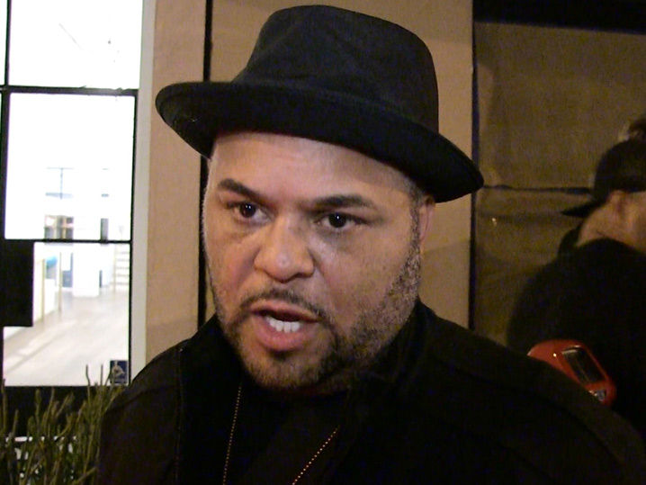 Gospel Star Israel Houghton Vouches for Joel Osteen | TMZ.com