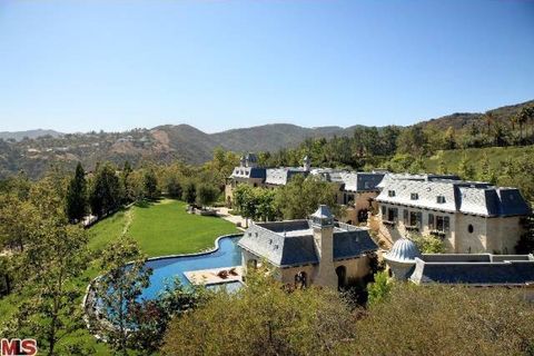 Dr. Dre's Massive Mansion | Photo 1 | TMZ.com