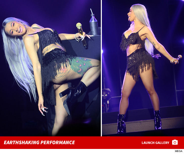 Cardi B Performing, Twerking at Big Pandora Event in New York City ...