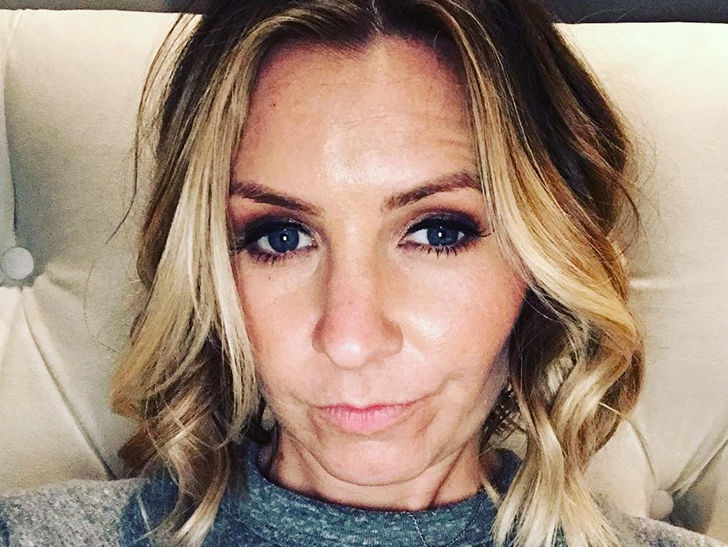 '7th Heaven' Star Beverley Mitchell Reveals Twins Miscarriage Earlier ...