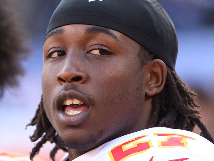 Kareem Hunt Reportedly Heads to Anger Management, Alcohol Counseling ...