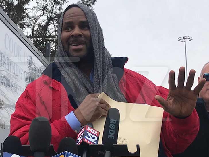 R. Kelly Released From Jail After Paying Child Support | TMZ.com
